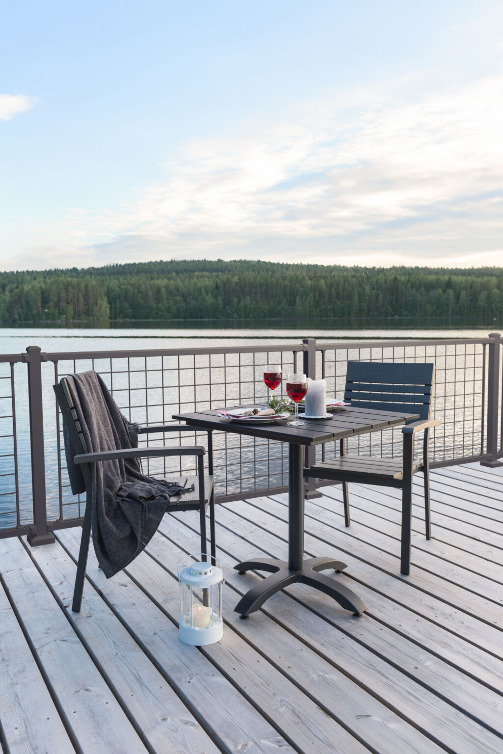 Westbury Sorrento Mesh Railing | DSI Outdoor Living Products