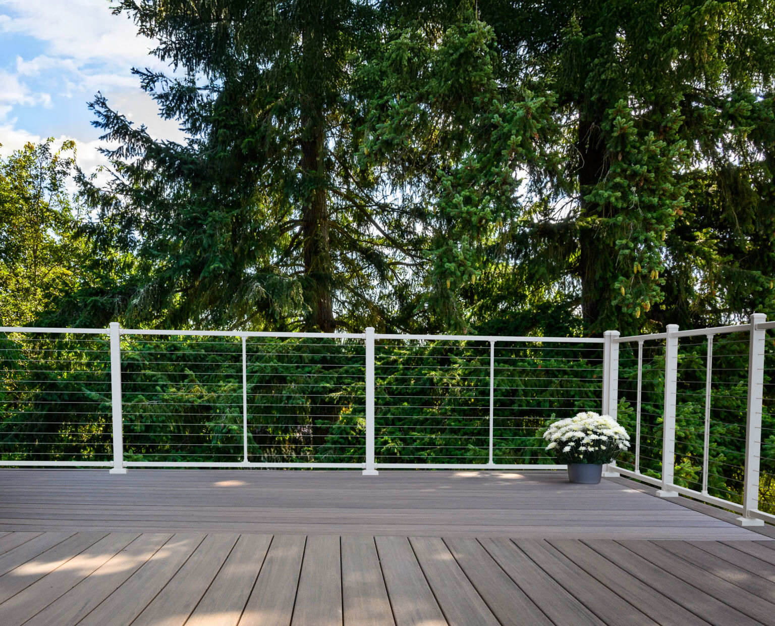 Westbury Bella Cavo Horizontal Cable Deck Railing Systems