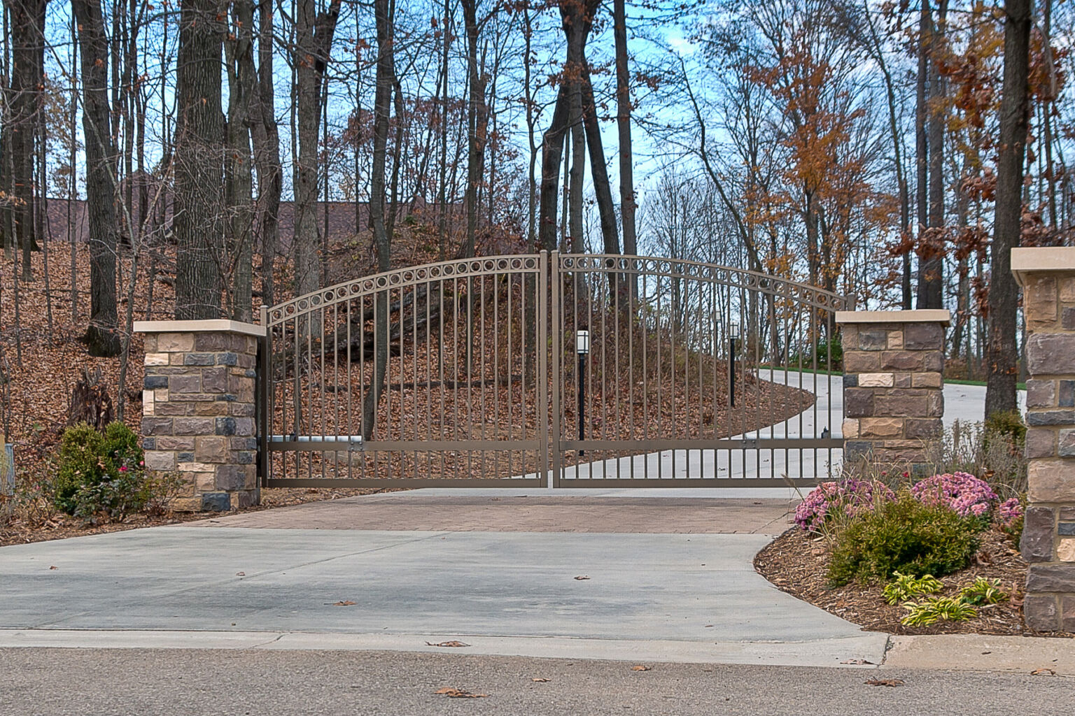 Aluminum Swing Gates | Diggerspecialties, Inc.