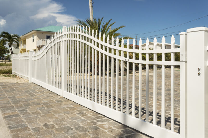 Westbury Aluminum Deck Posts | Digger Specialties Inc.