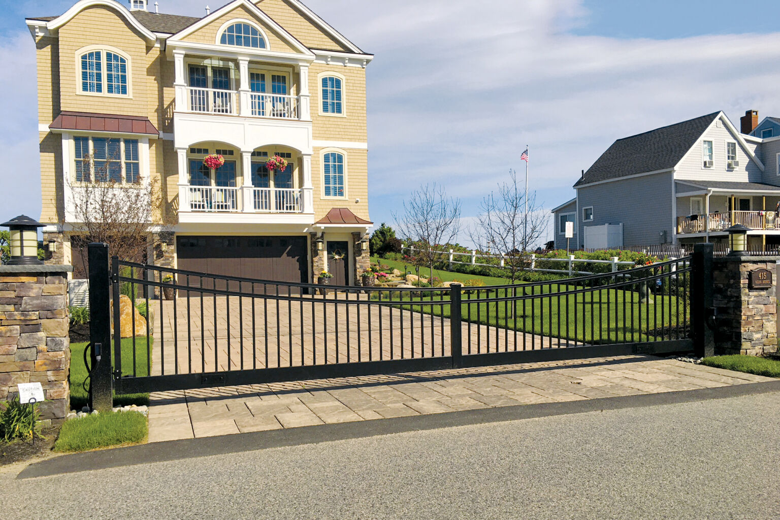 Aluminum Swing Gates | Diggerspecialties, Inc.