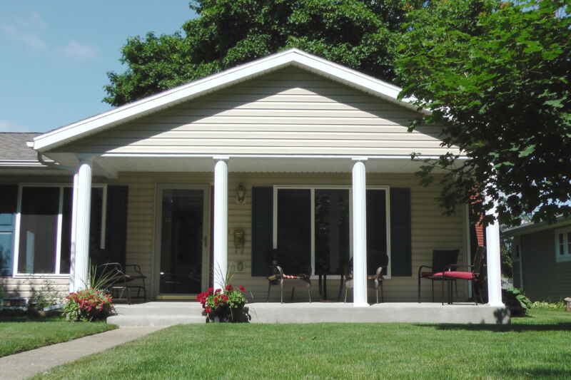 Aluminum Round Fluted Columns | Digger Specialties, Inc.