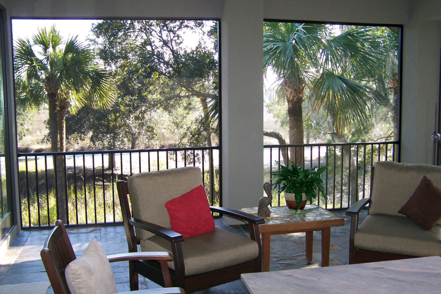 Screen Enclosure Systems | Westbury ScreenRail by DSI