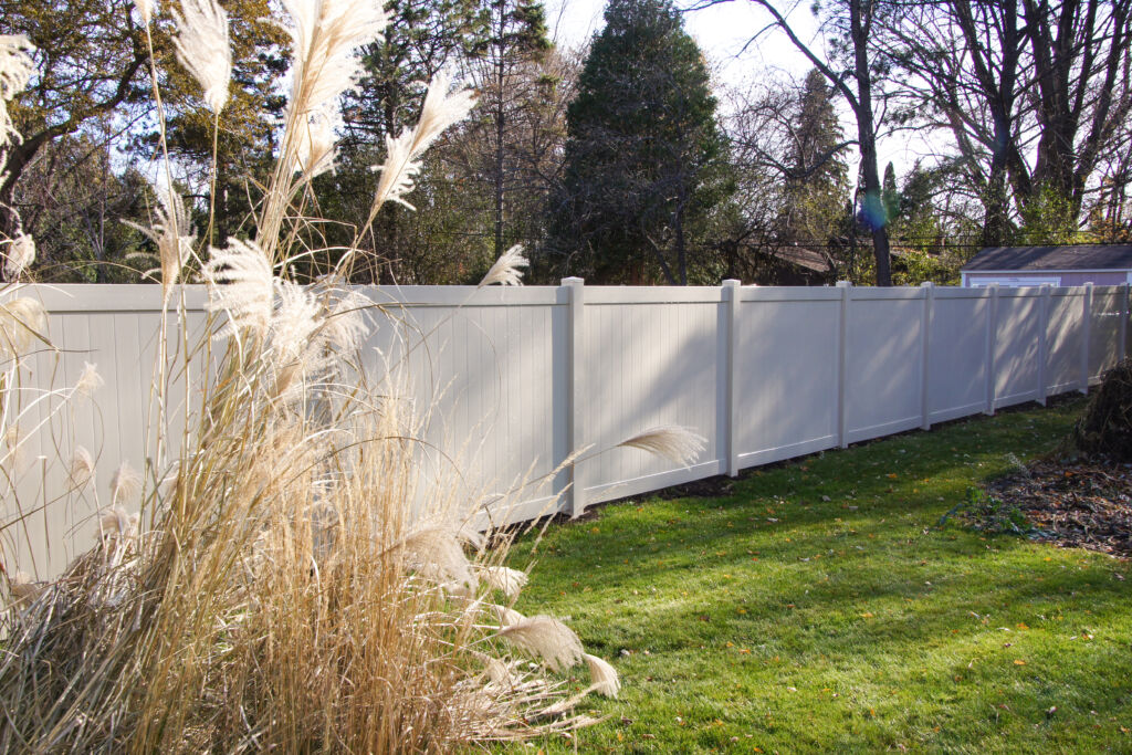Tri-Max II Vinyl Privacy Fence | Digger Specialties