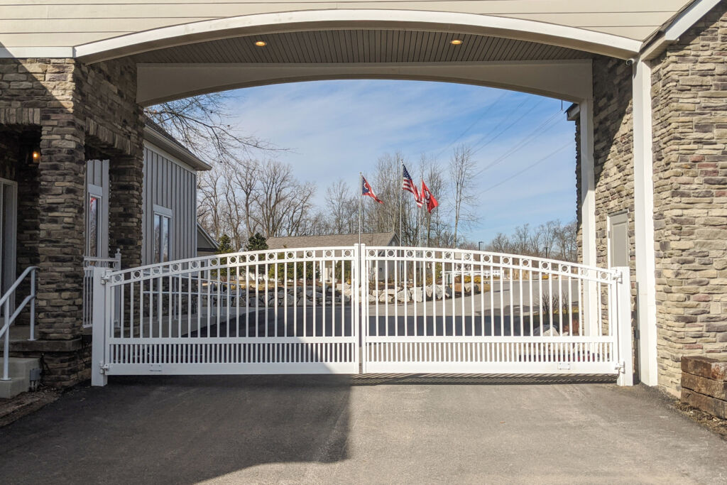 Aluminum Swing Gates | Diggerspecialties, Inc.